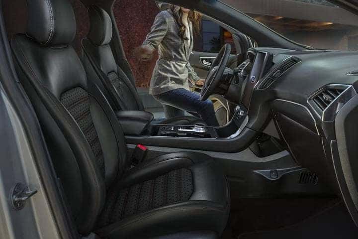 2022 Ford Edge Interior Features & Dimensions