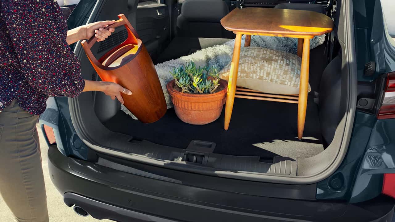 Discover the 2025 Ford Escape Hybrid - Sale Now at Villa Ford of Orange!