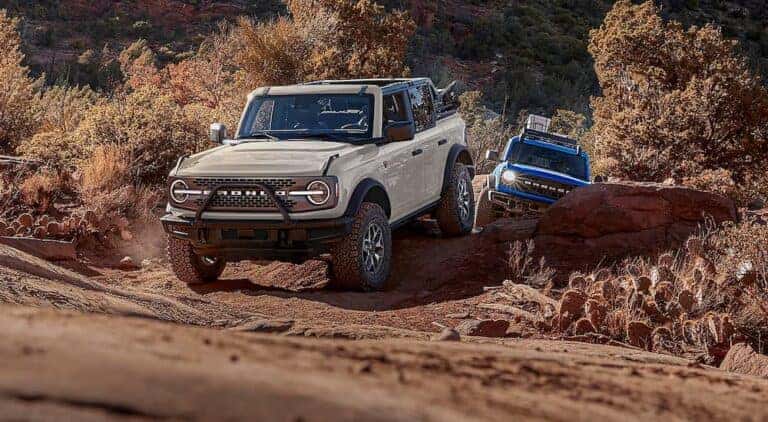 2026 Ford Bronco vs 2026 Jeep Wrangler: An Off-Road SUV Showdown