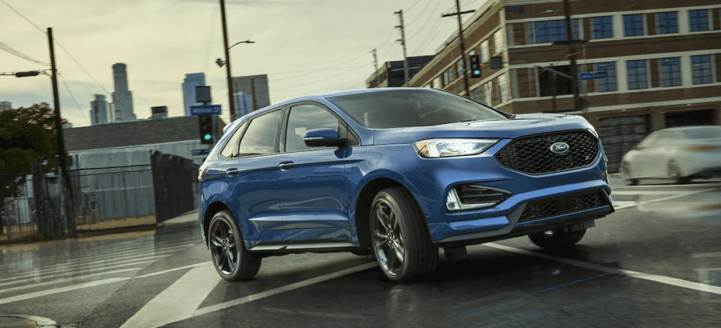 2021 Ford Edge Towing Capacity & Engine Options | Payload, Cargo Space