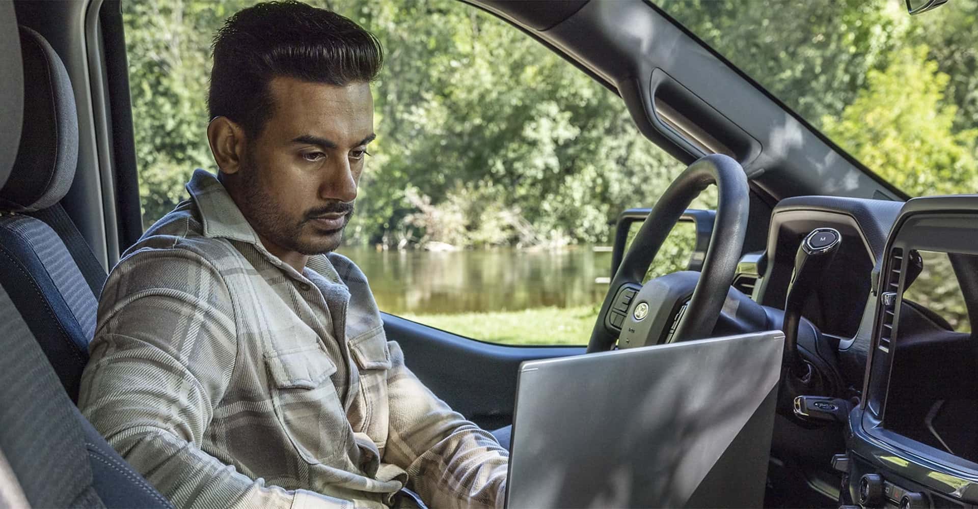 Explore the 2025 F-150’s Interior | Sunset Ford
